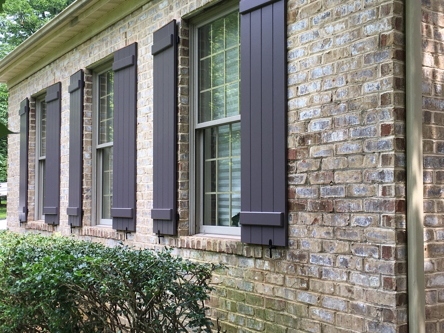 Common Exterior Shutter Fails | Timberlane Blog