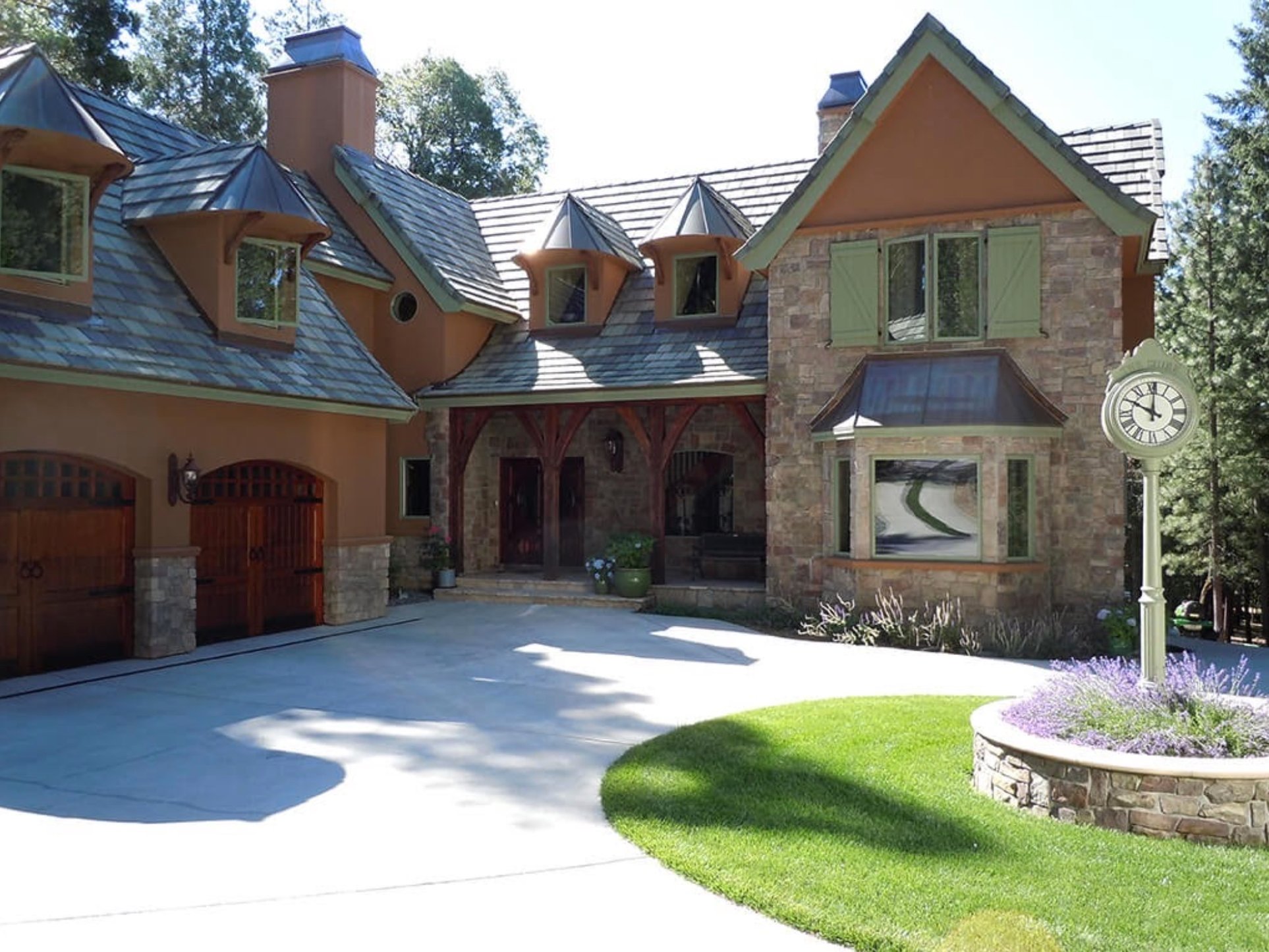 Rustic Wood Garage Doors | Enhance Your Home With These Garage Options